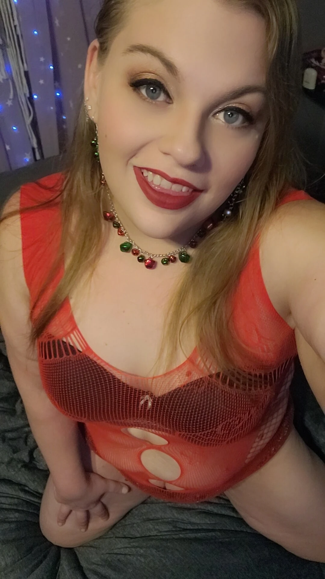 Bbw Milf Is Your Christmas Present 18 Pics Xhamster