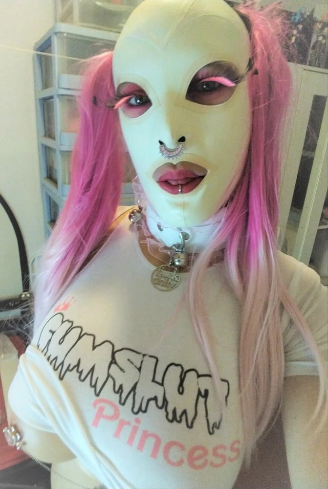 CumSlut Princess: 4 Nude Pics | xHamster