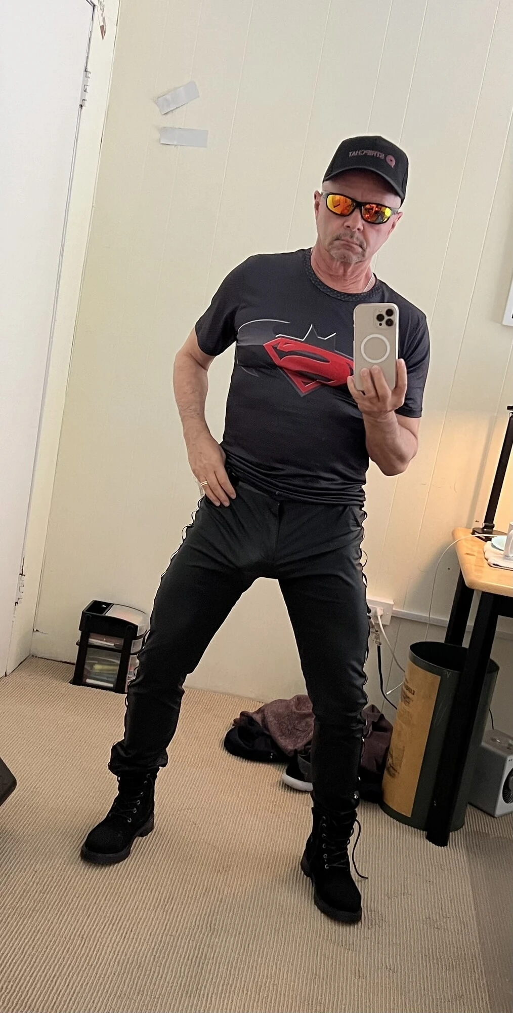 Batman Shirt 3 Nude Pics Xhamster